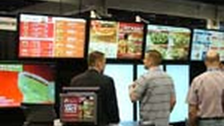 The benefits of in-store digital menu boards | QSR Web