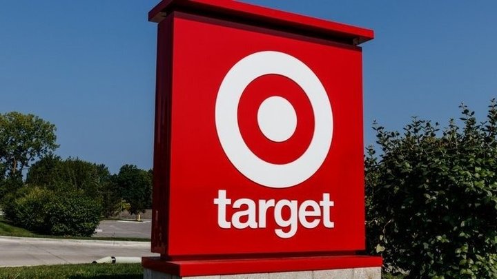 Police seek woman who stole $600 in merchandise at Target self checkout ...