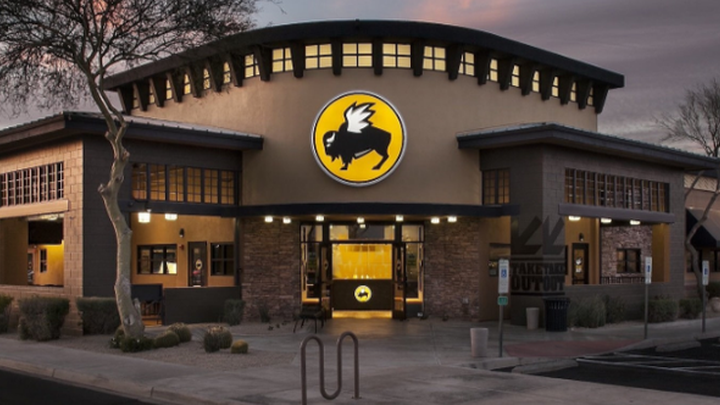 Buffalo Wild Wings testing robotic wing fryer | Fast Casual