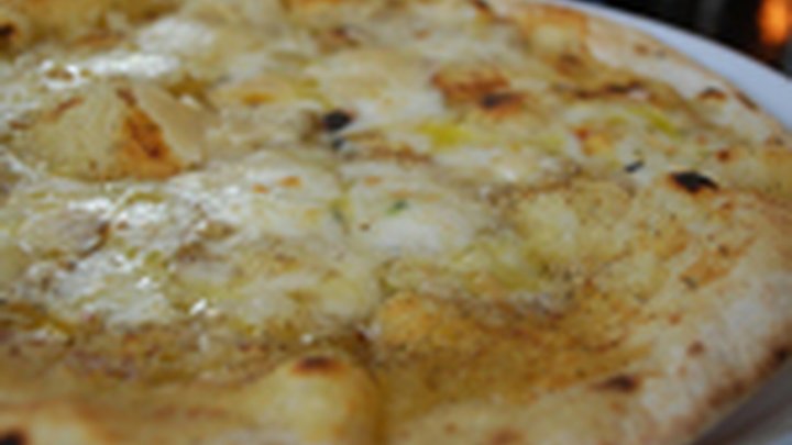 Block cheese prices down slightly | Pizza Marketplace
