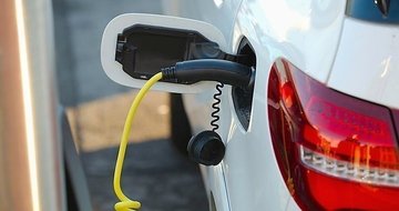 Shell introduces futuristic EV fueling station in UK | Automation ...