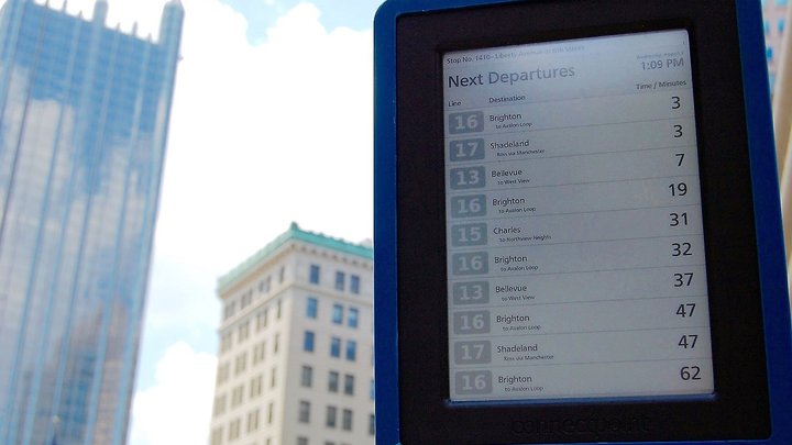 How interactive kiosks, digital signage empower public transit riders ...