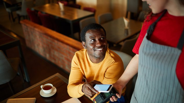 How a mobile POS can elevate retailers from the competition | Retail ...