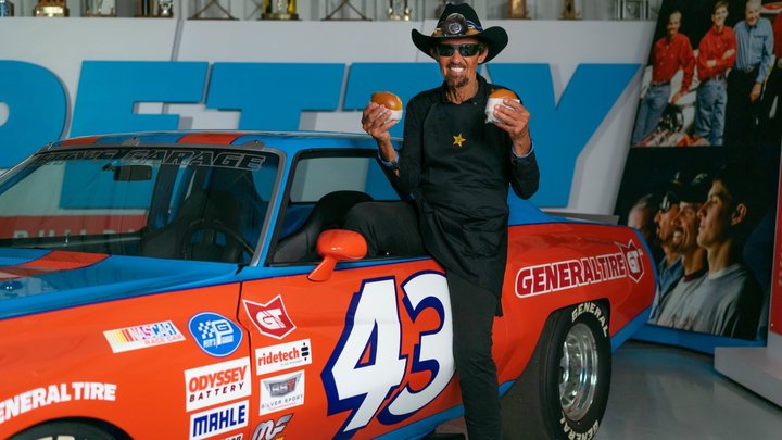 Hardee's teams up with NASCAR's Richard Petty to promote chicken line ...