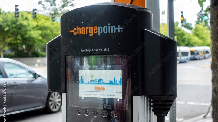 Seattle launches pilot EV charging stations | Kiosk Marketplace