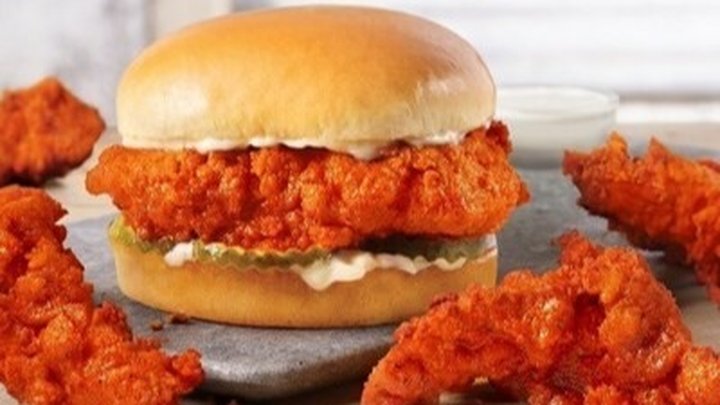 Hardee's launches Nashville hot chicken platform | QSR Web